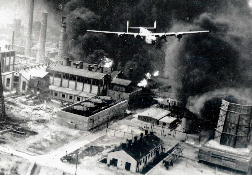 178 bombefly angreb Hitlers olie i rumænske Ploesti | historienet.dk
