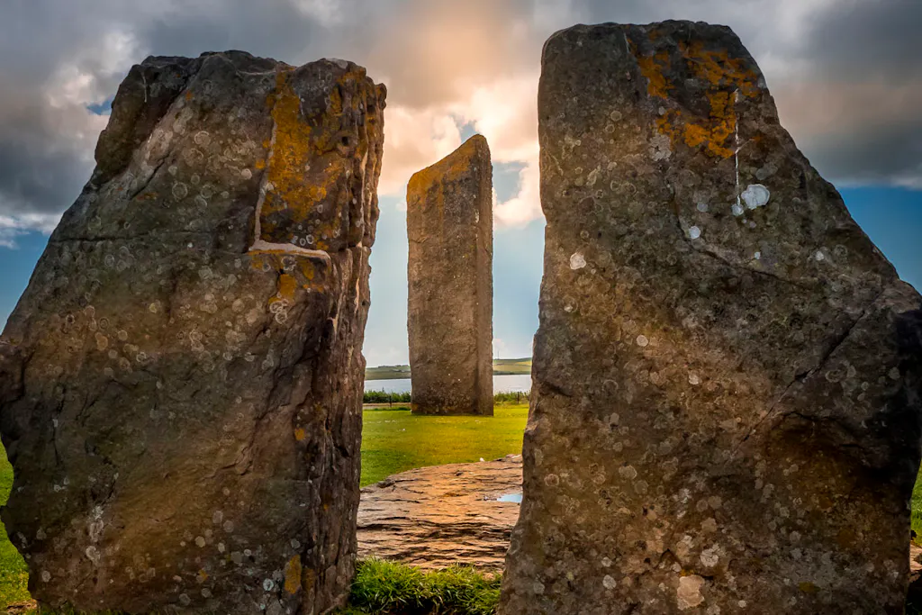 Standing Stones of Stenness er Skotlands Stonehenge | historienet.dk