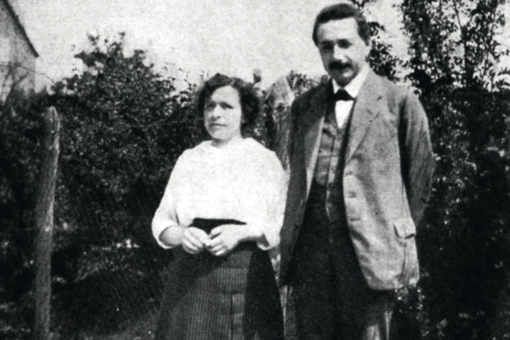 Alles over Einstein: relativiteitstheorie, carrière en vlucht ...