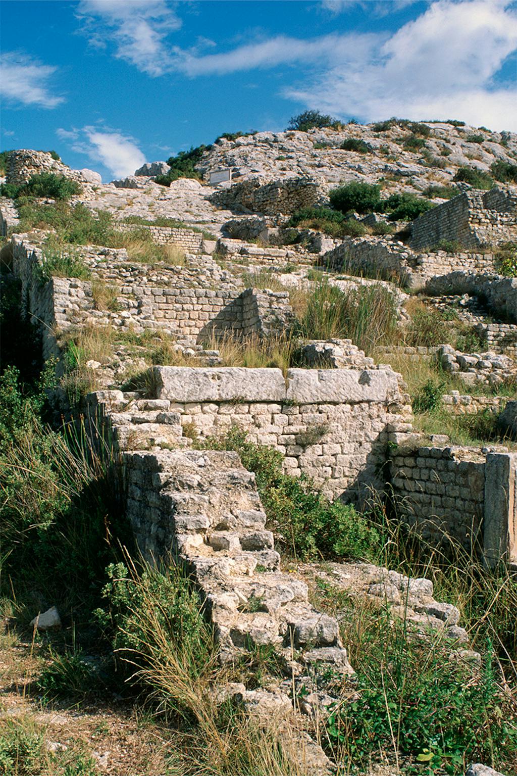 Barbegalissa sijaitsevat roomalaiset vesimyllyt ovat Euroopan vanhin ...