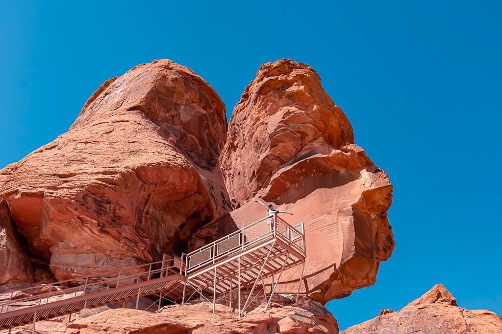 Stenalderkunst råbte “skrid” til fremmede | historienet.dk