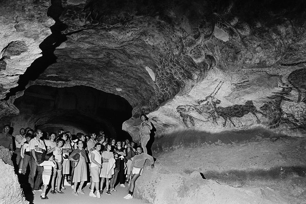 Stenalderkunst råbte “skrid” til fremmede | historienet.dk