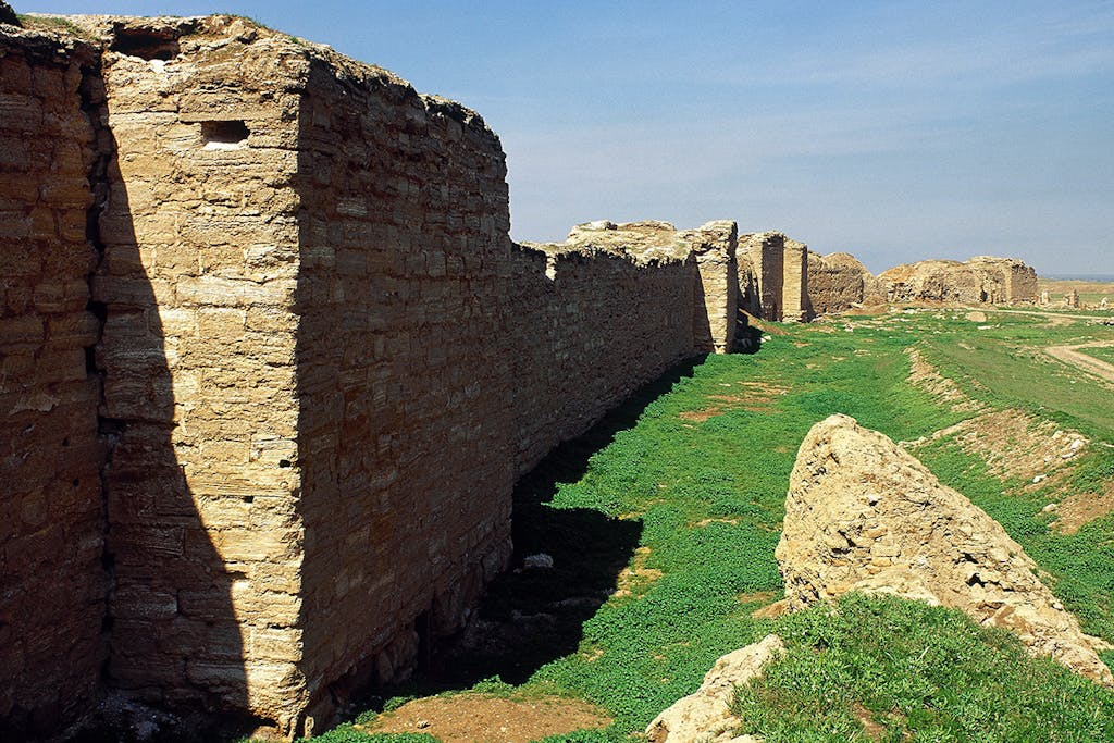 Roms törst efter guld satte Östern i brand | varldenshistoria.se