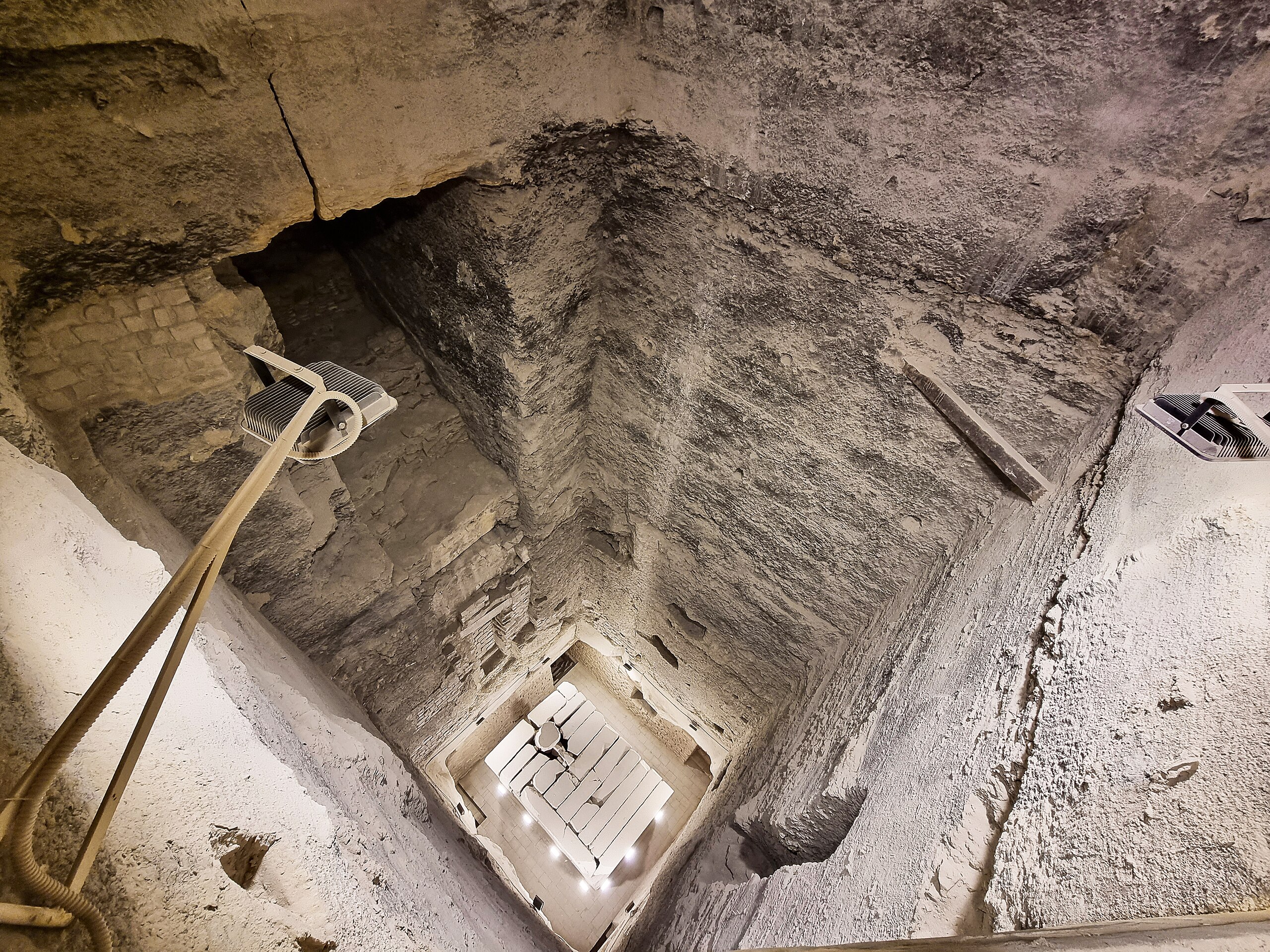 Egyptens första pyramid byggdes med vattenkraft | varldenshistoria.se