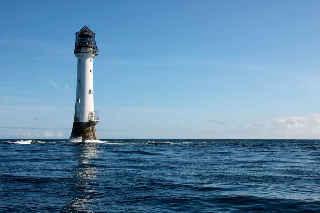 Bell Rocks fyr: Ingeniør bygget det umulige | historienet.no