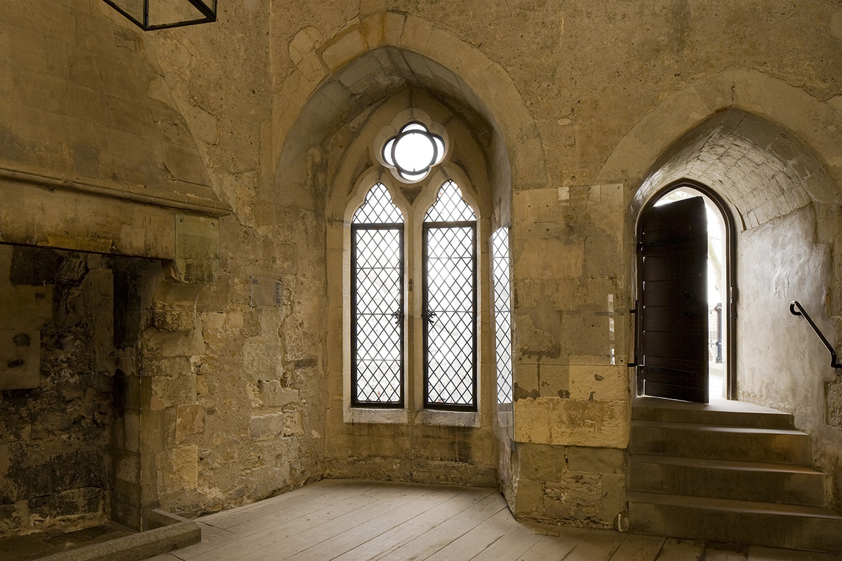 16e-eeuwse graffiti ontdekt in de Tower of London | historianet.nl