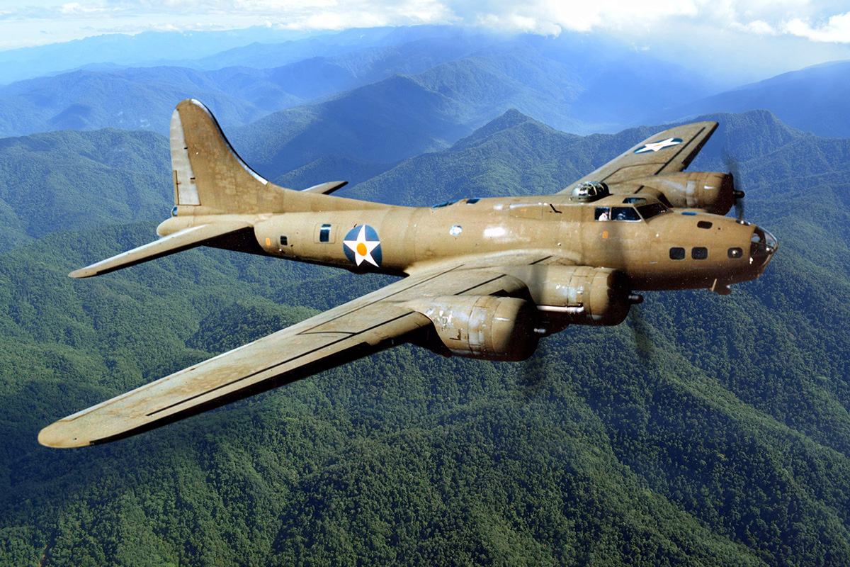 B-17 på spiontogt: Blodbad over junglen | historienet.dk