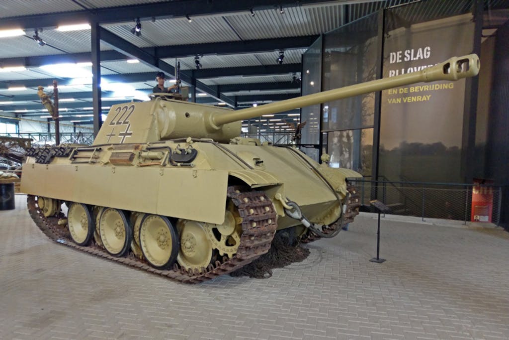 Velkapetokset ja ryöstely rahoittivat HItlerin sotajoukon | historianet.fi