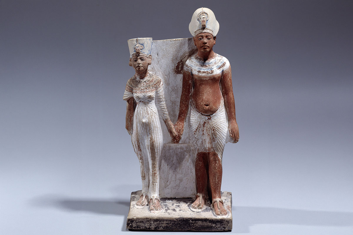Nefertiti ville i seng med fjenden | historienet.dk