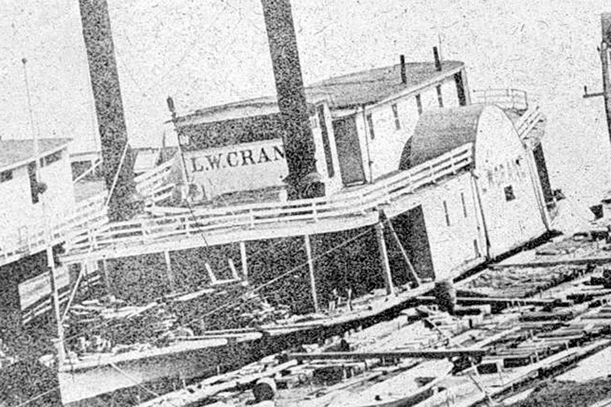 Skib fra tiden omkring den amerikanske borgerkrig fundet i flod ...