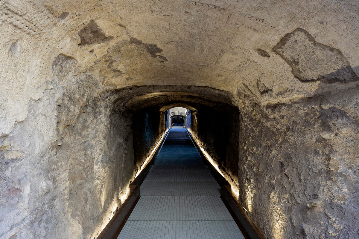 Hemmelig tunnel i Colosseum åpnet for publikum for første gang på 2000 ...