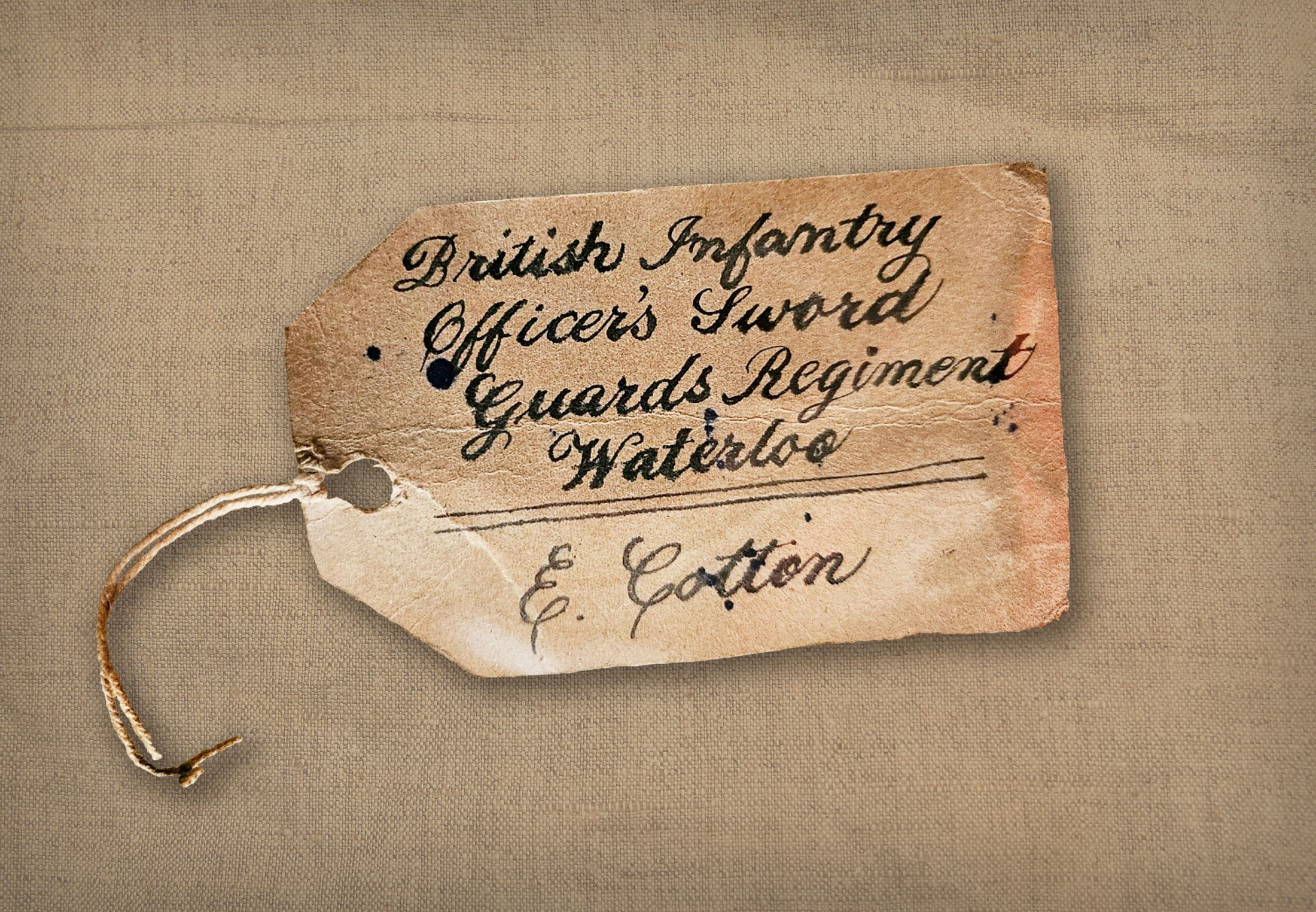 Brittejä petkutettiin matkamuistokaupoilla: Väärennetty Waterloo ...