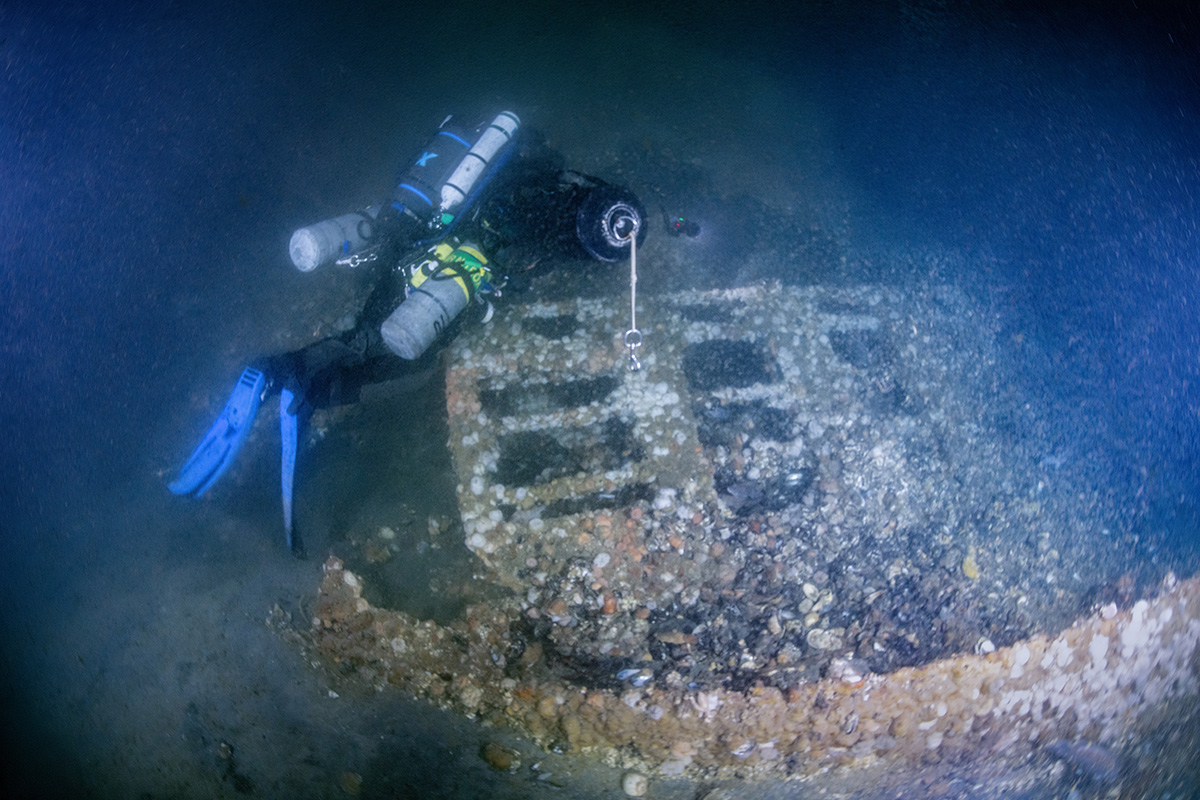 Efter næsten 100 år har vragjægere endelig fundet forsvundet fartøj ...
