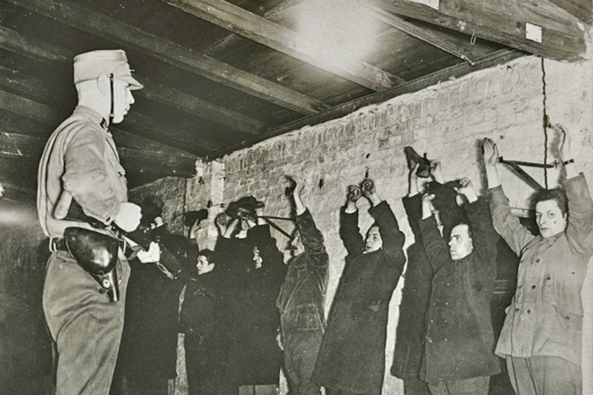 Hoe kwam Hitler aan de macht in Duitsland? | historianet.nl