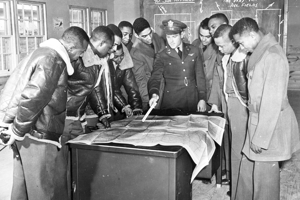 Svarta jaktpiloter tog upp kampen mot Hitlers Luftwaffe ...