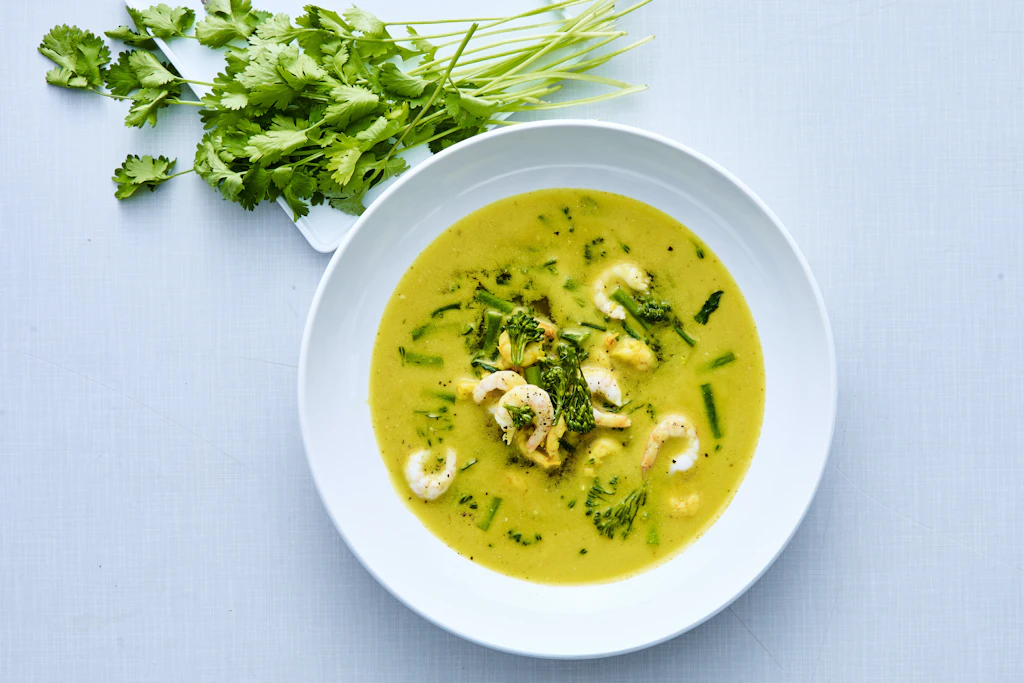 Karrysuppe med rejer og gurkemeje på 20 minutter | I FORM