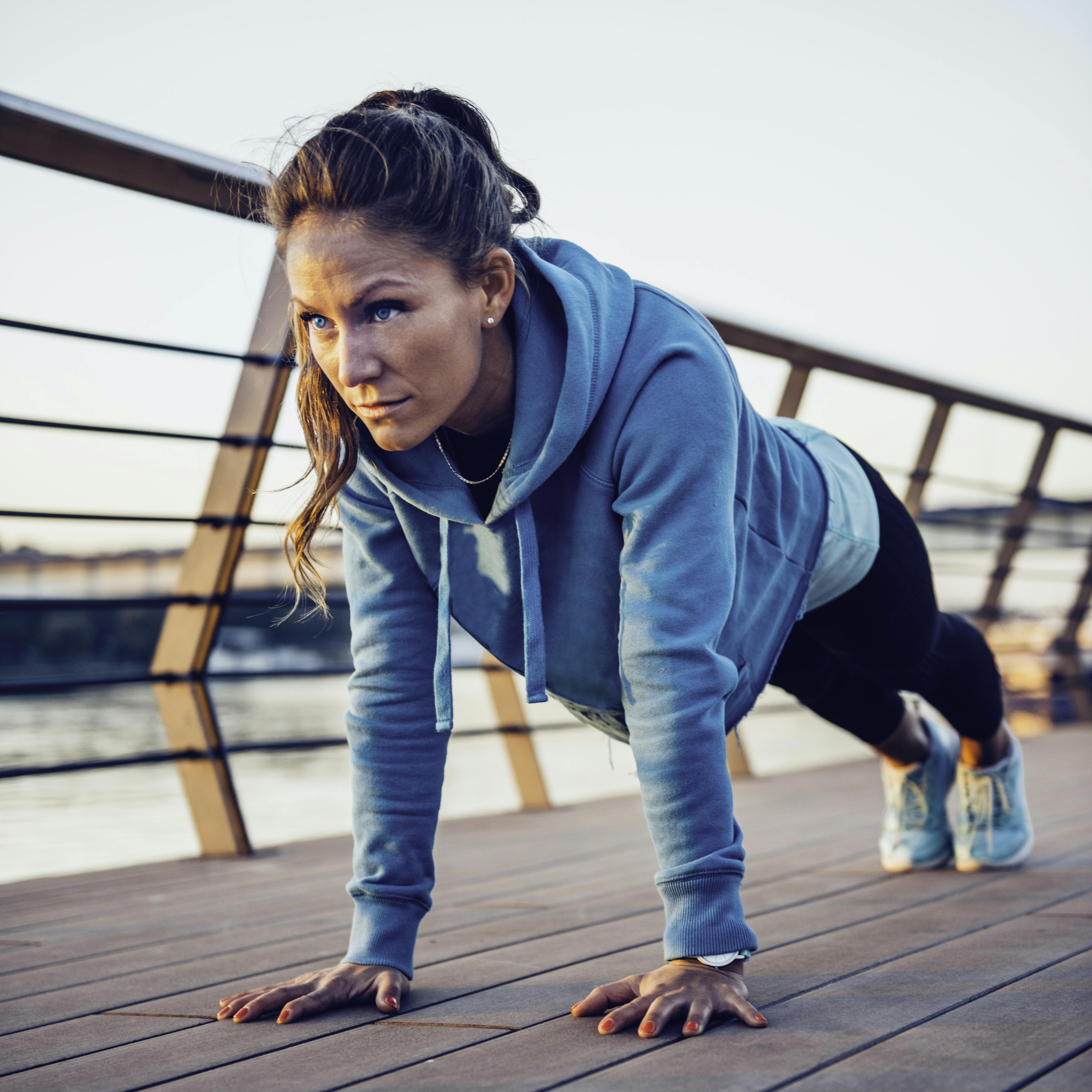 Smart plankanprogram på bara 10 minuter | I FORM