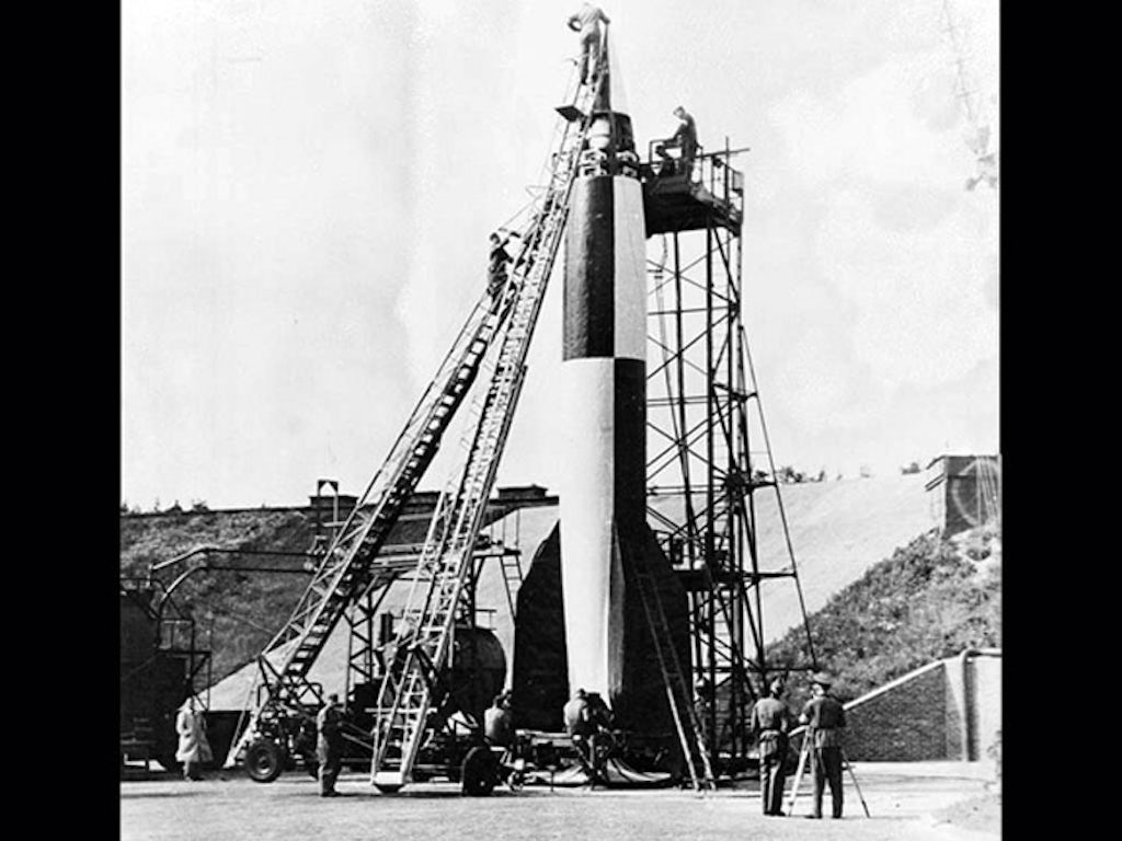 Vem byggde den första rymdraketen? | illvet.se