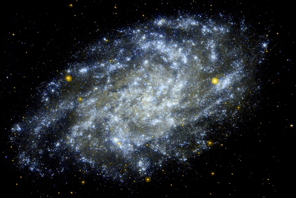 Katso kaukaista galaksia paljain silmin | tieku.fi