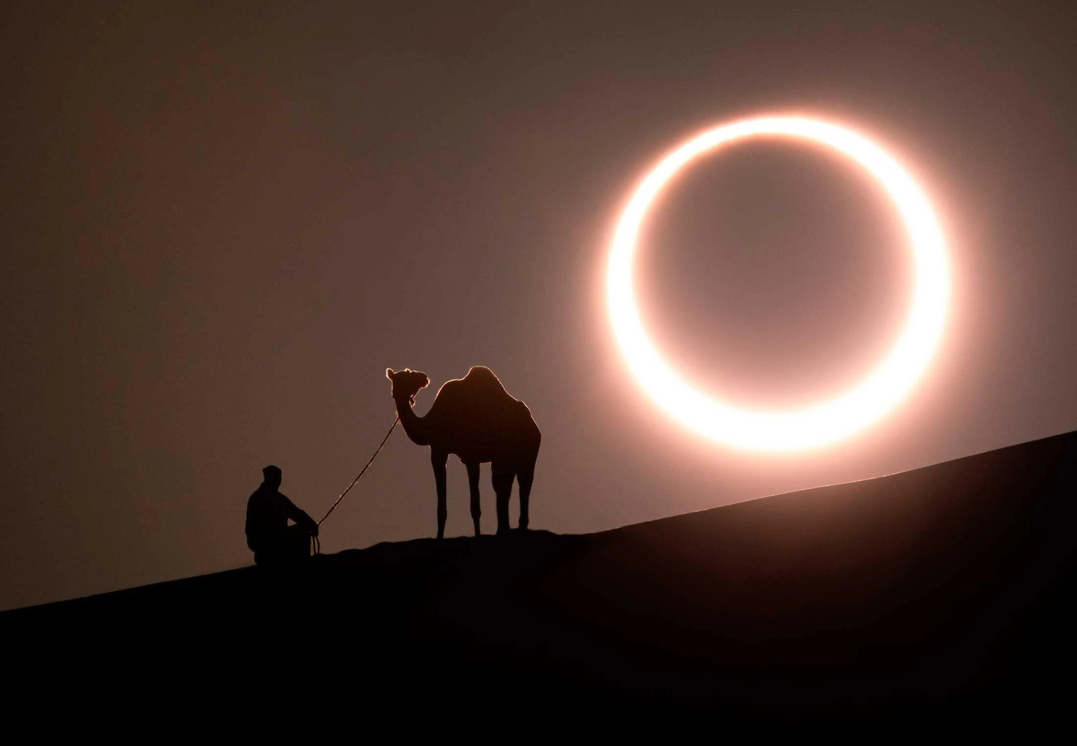 Auringonpimennys 2026 – Mikä se on ja milloin on seuraava? | tieku.fi