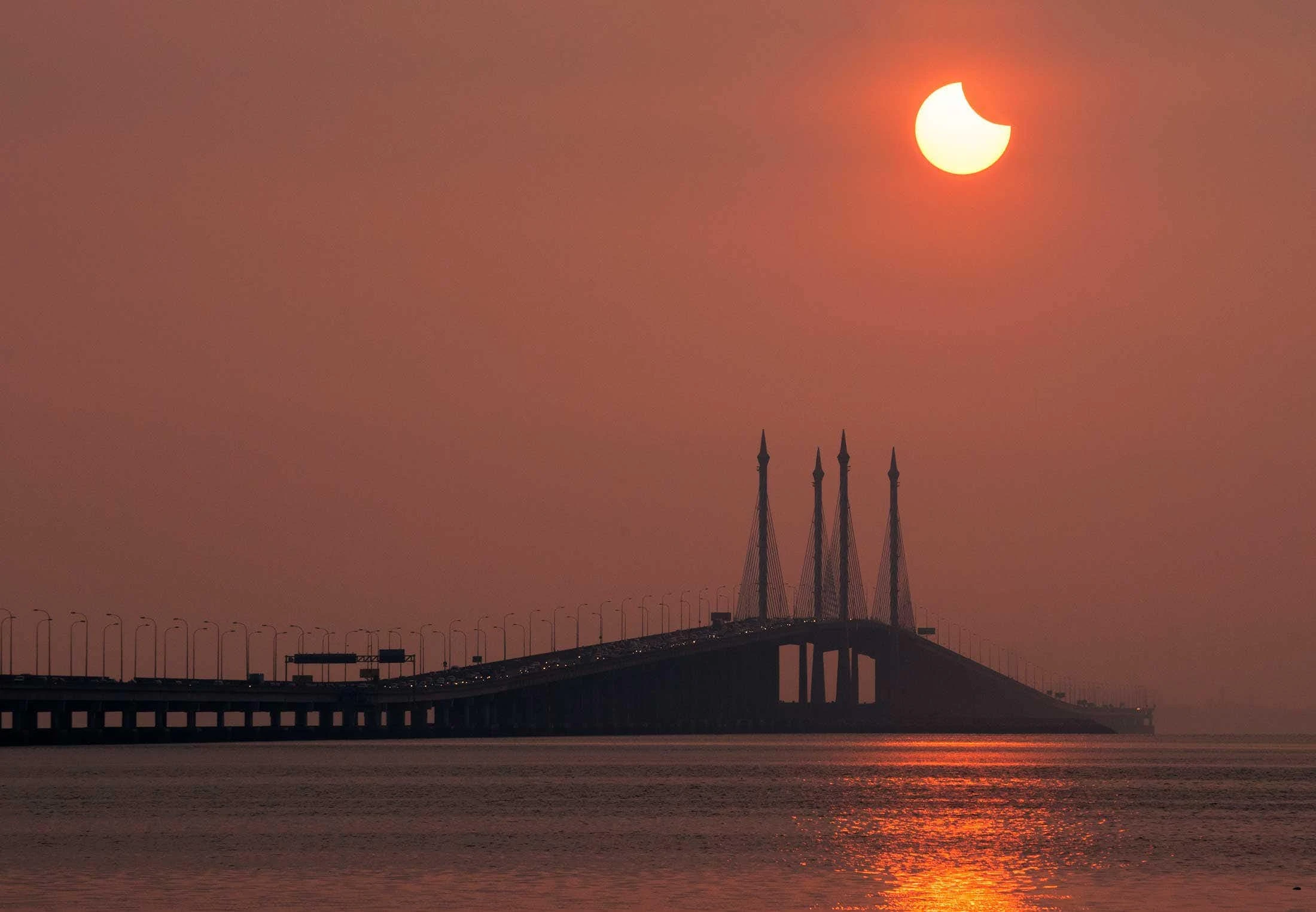 Auringonpimennys 2026 – Mikä se on ja milloin on seuraava? | tieku.fi