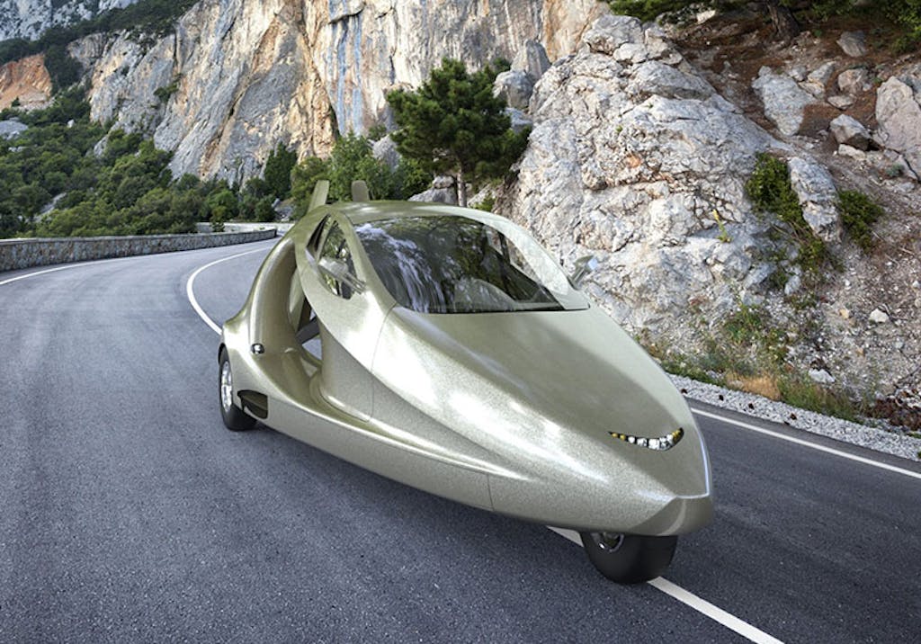 Så kom den endelig: USA godkjenner flygende bil | illvit.no