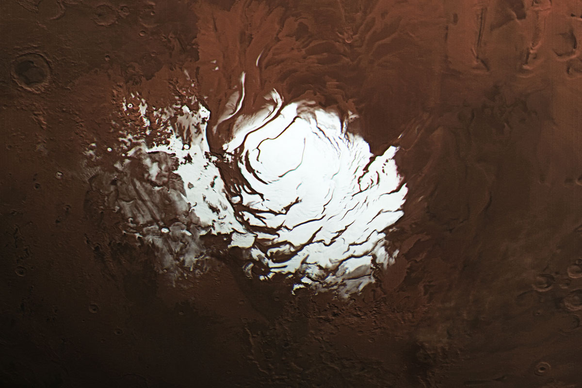 Mars’ early atmosphere may be hidden in the planet's surface ...