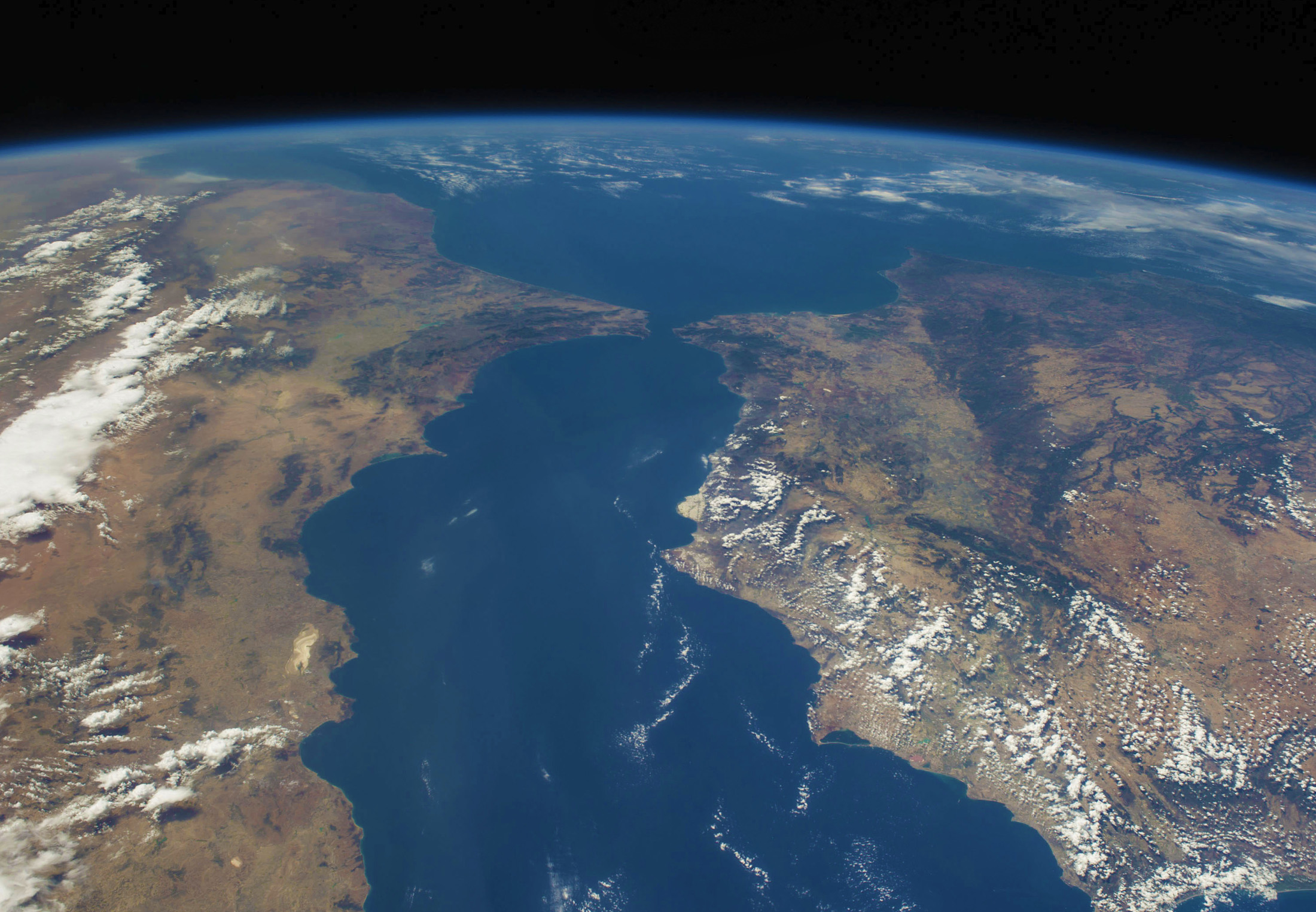 Mitä eroa on valtamerellä ja merellä? | tieku.fi