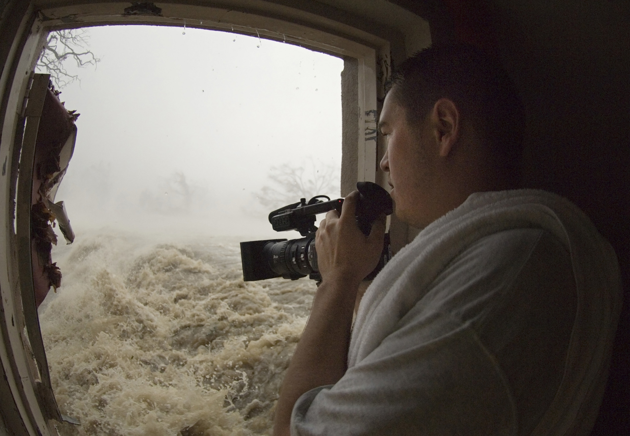 Climate researcher makes unexpected discovery: a warmer world will have ...