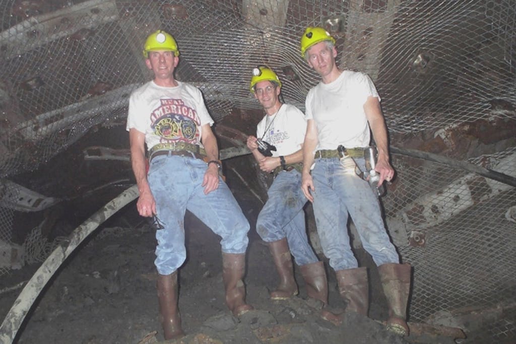 Etter åtte års forskning: Forskere finner overraskende rikt liv under ...