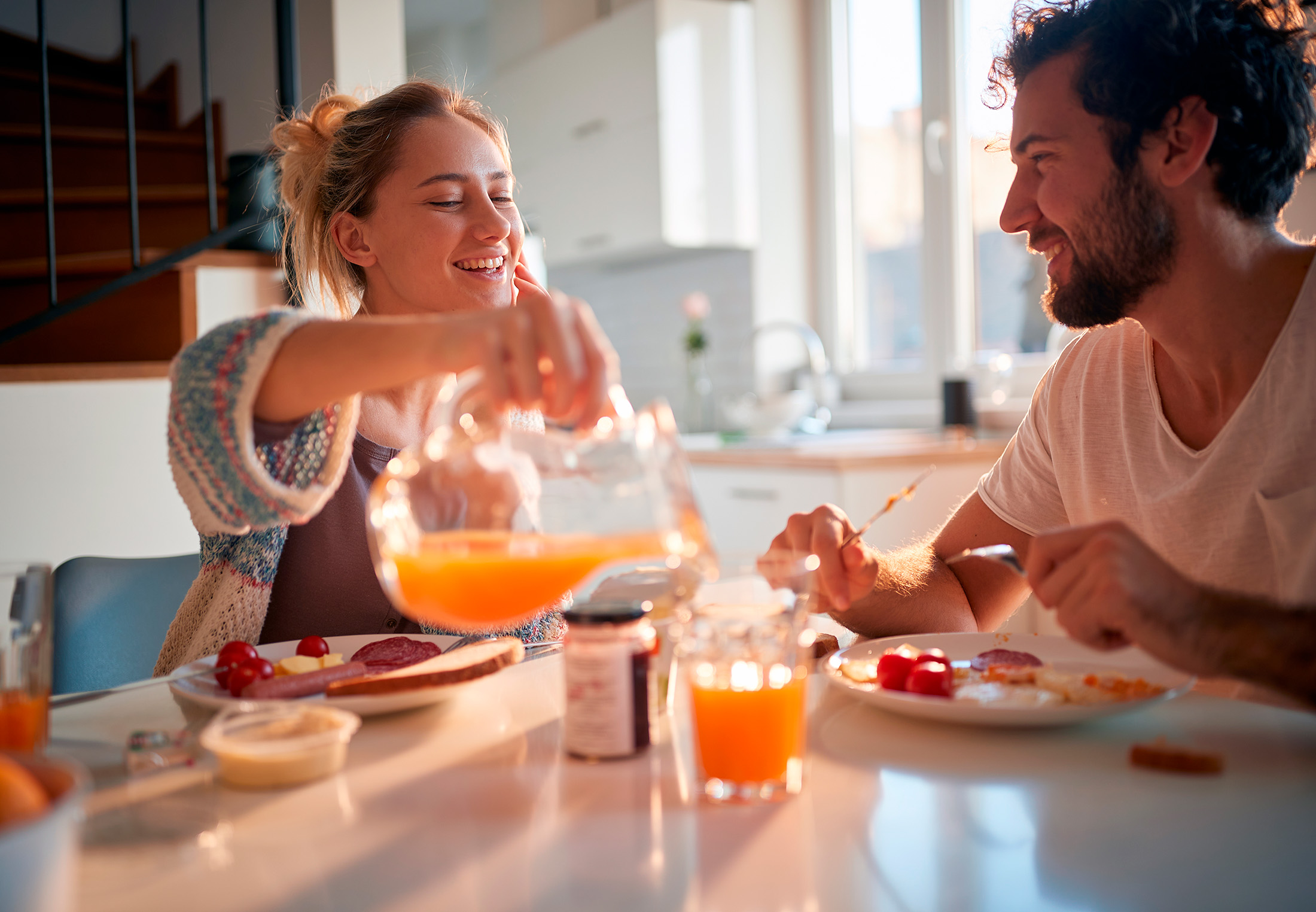 Mænd bør spise kulhydratrig morgenmad og kvinder bør spise fedtrig ...