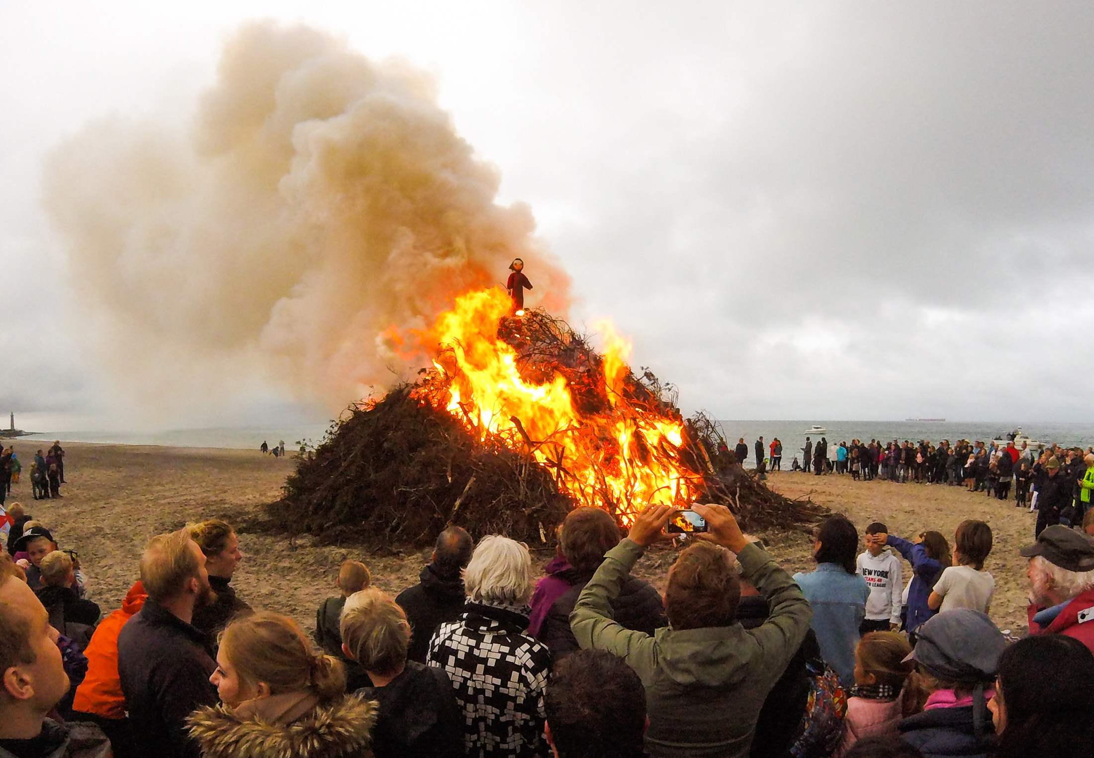Ild vejer mindre end luft | illvid.dk