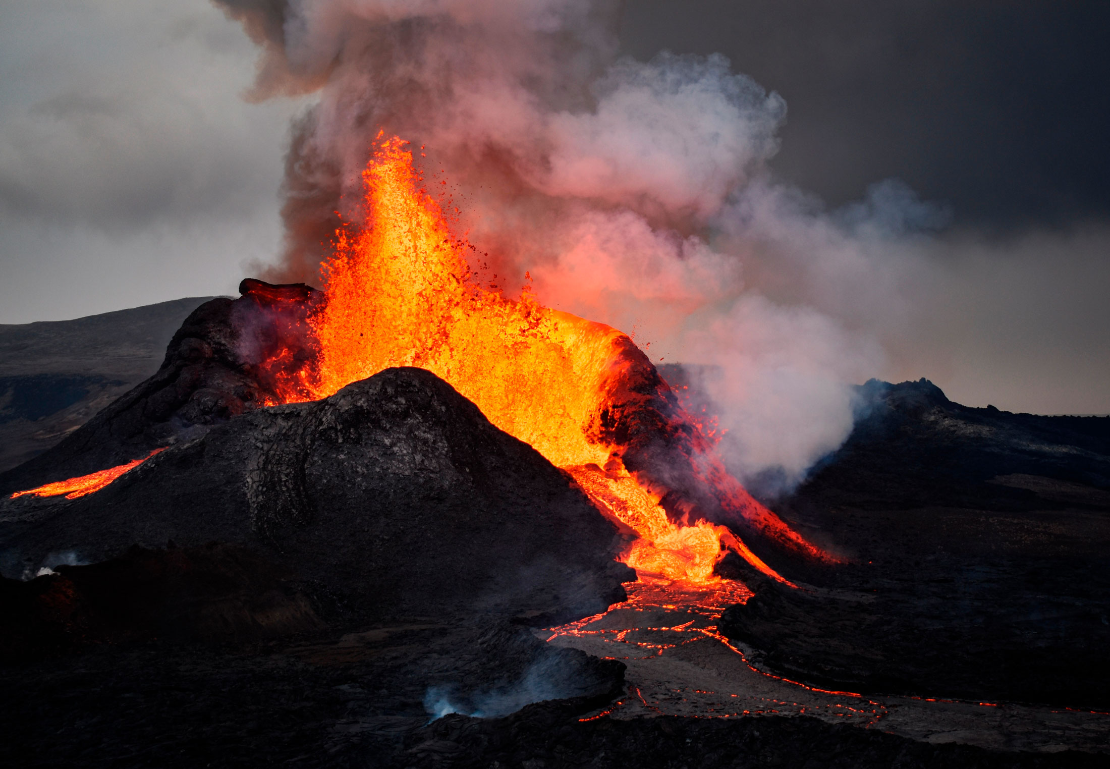 Wetenschappers doen enorme ontdekking diep in berg: Kan grote gevolgen ...