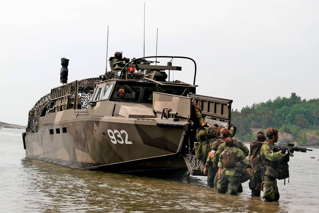 The New Combat Boat 90 Next Generation from SAAB [7909x4979] : r ...