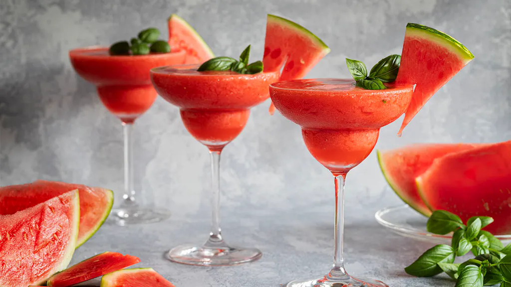 Drinks - få opskrifter på lækre cocktails, drinks og shots | woman.dk