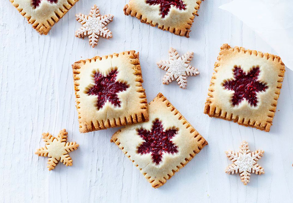 Mandelkage med pistacie: Opskrift med kun 5 ingredienser | woman.dk