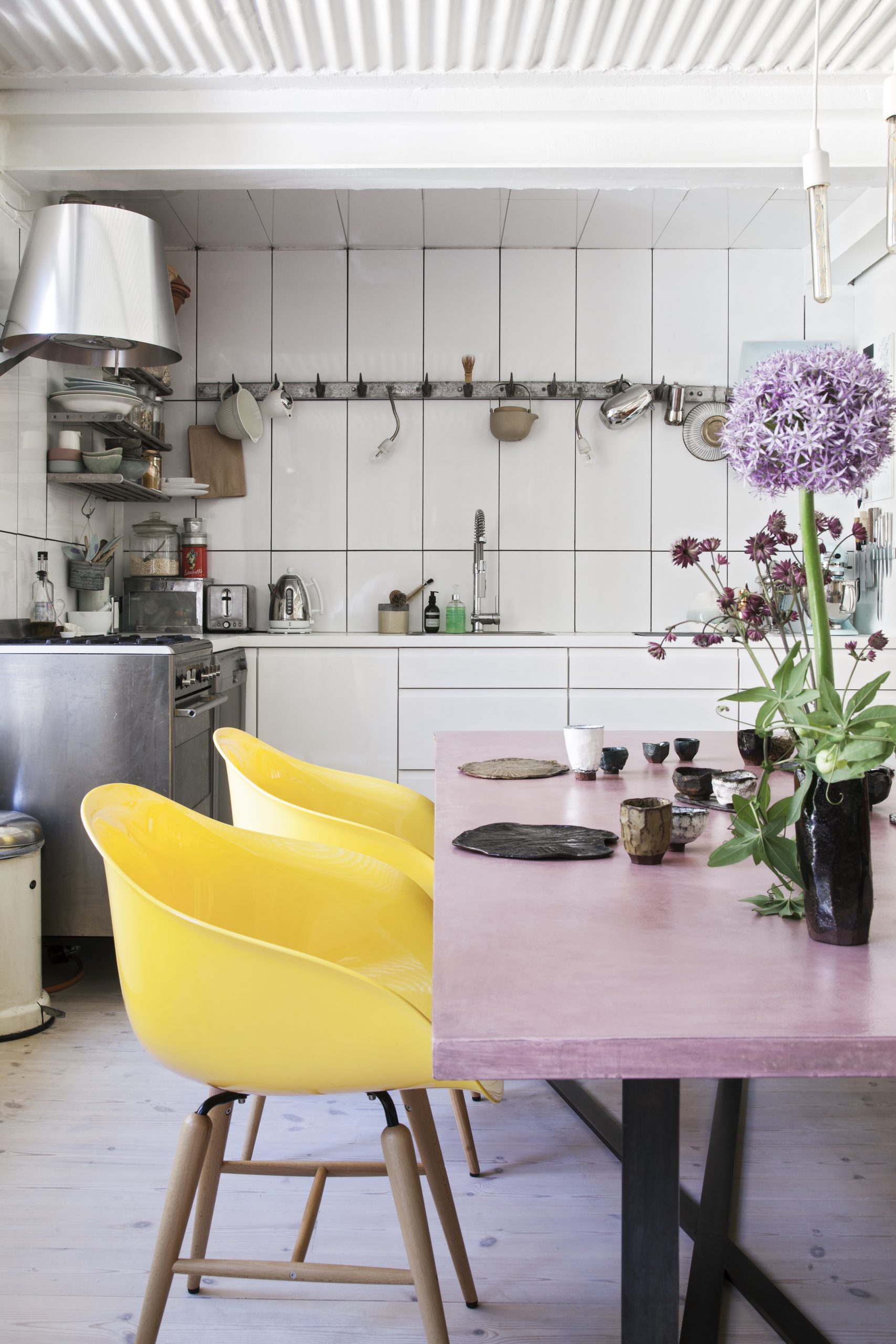 Laura udlever manges boligdrøm om at bo i en nedlagt fabriksbygning ...