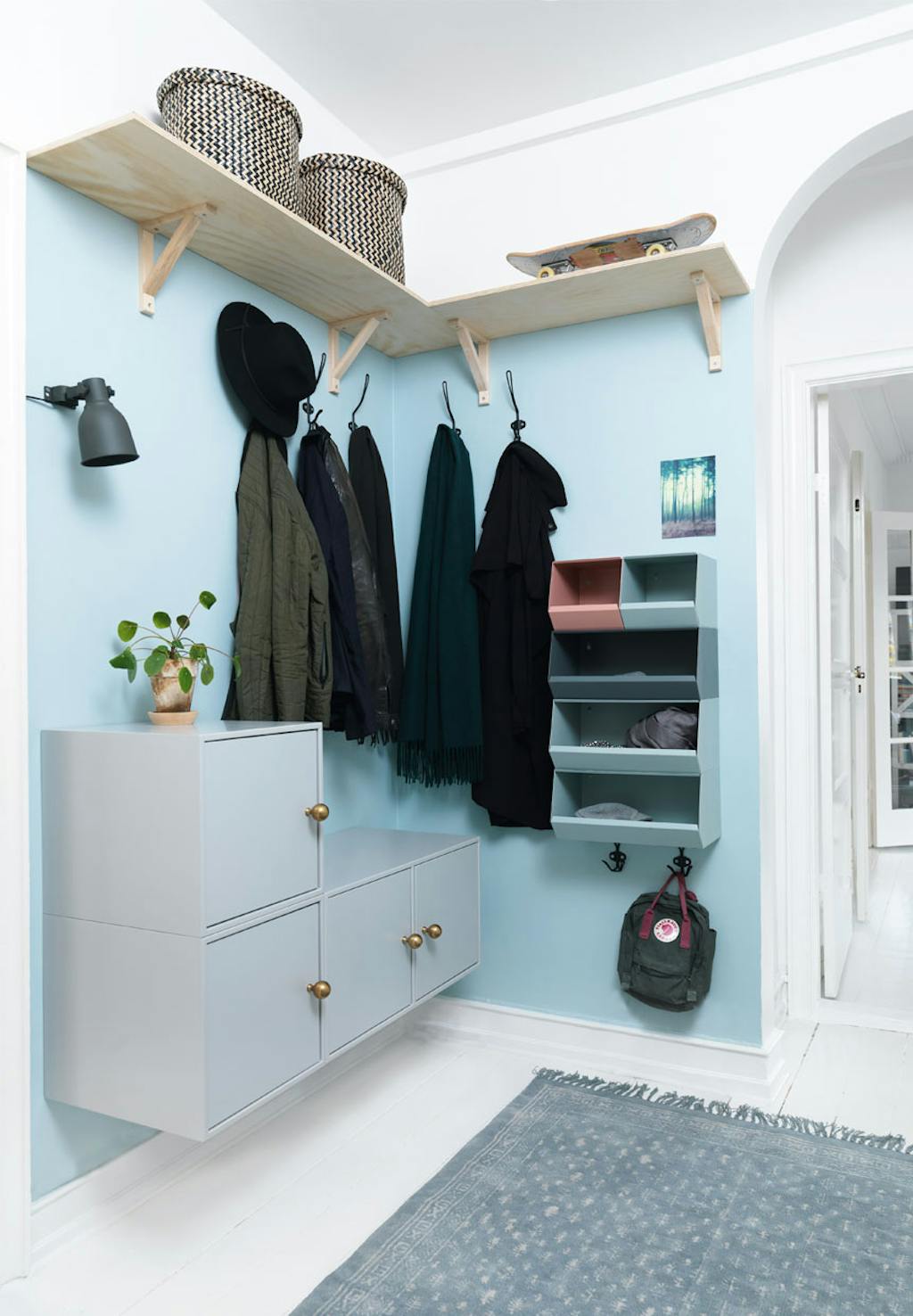 Entré | Sådan får du mere plads i entréen | woman.dk