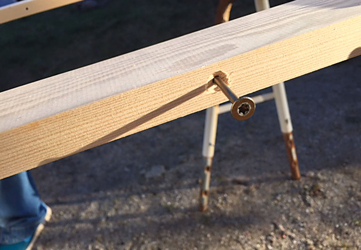 DIY: Byg selv en svævende reol | woman.dk
