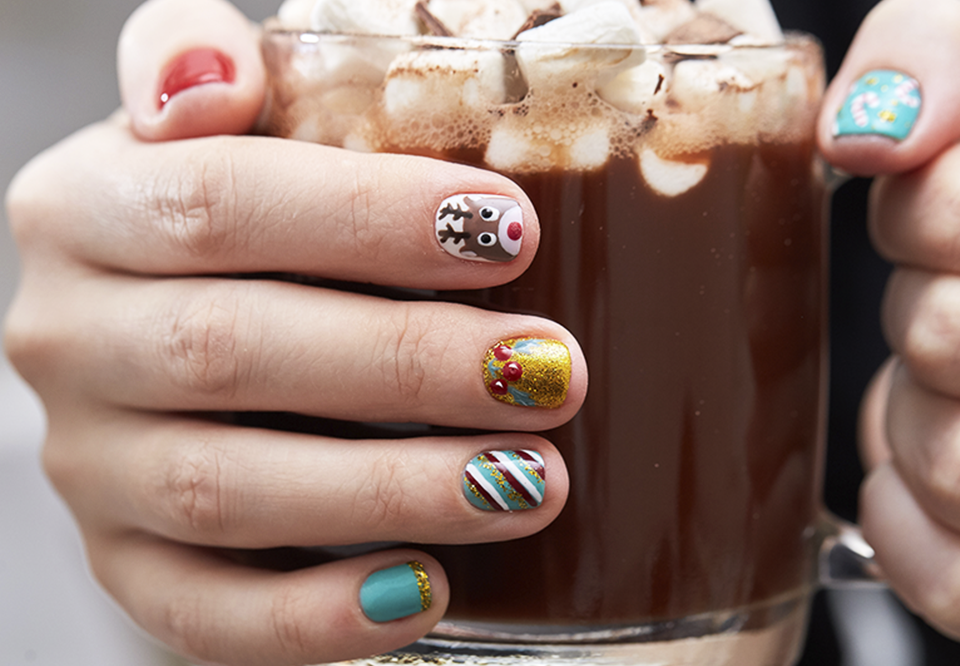 Gå all-in på jul med disse 15 kreative julenegle | woman.dk