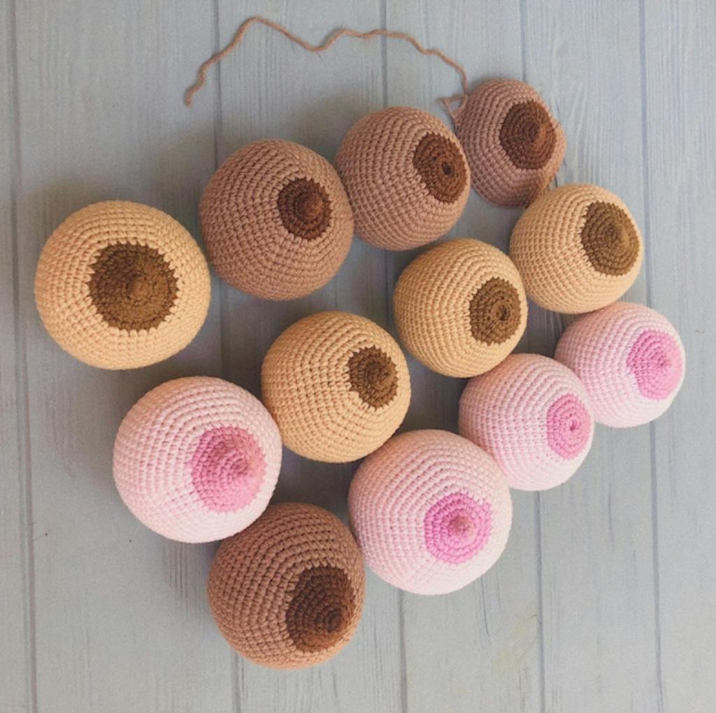 Lad os hylde brysterne! Her er 10 mega nuttede bryst-items | woman.dk