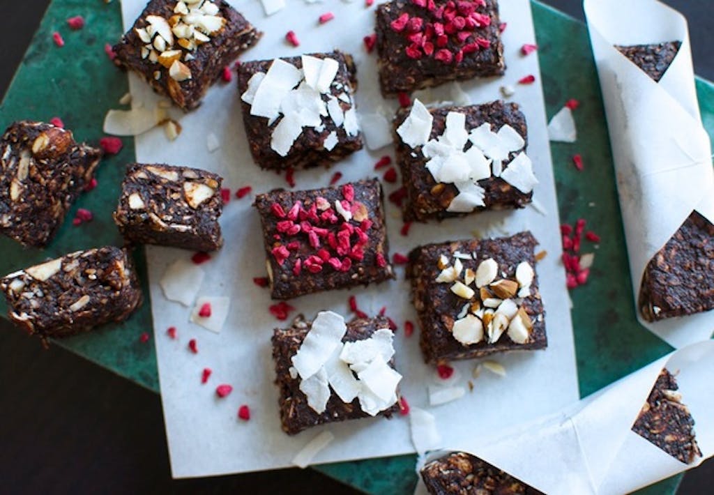 8 sunde og lækre snacks, der er nemme at lave | woman.dk