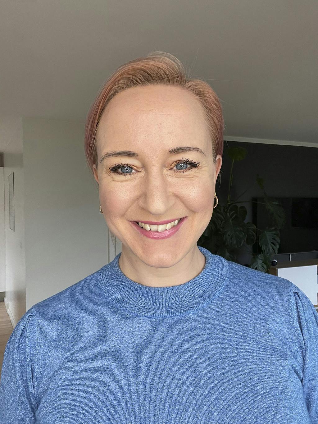 Sådan får du skarpe kindben med makeup | woman.dk