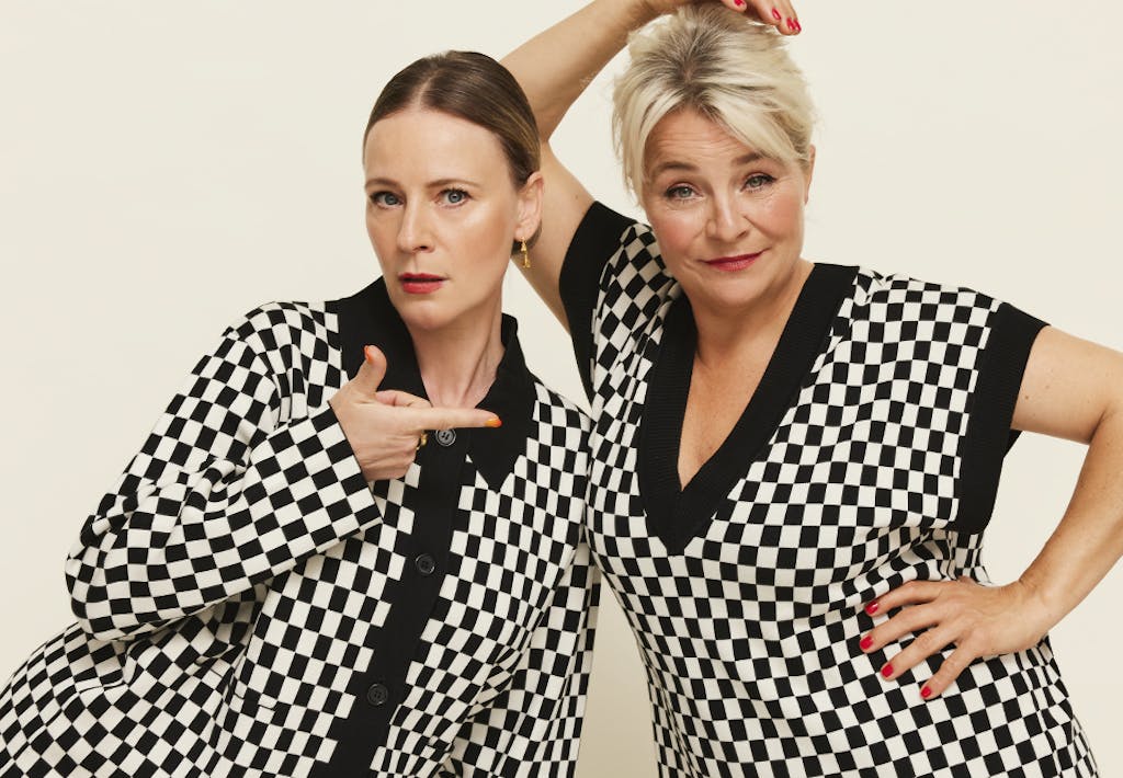 Sara Bro og Stéphanie Surrugue: "Rank ryggen, du må gerne se flot ud ...