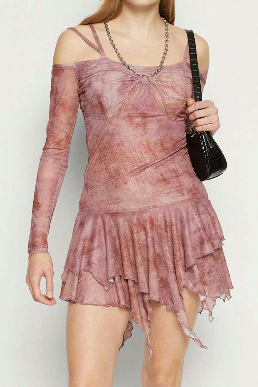 Få det sexede look som Kim Kardashian, Zendaya og Megan Fox rocker på ...