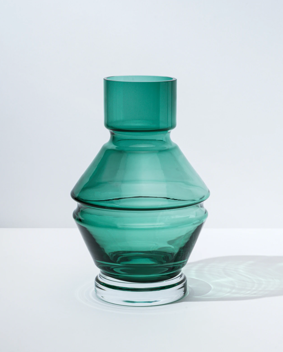 20 flotte vaser til dine forårsblomster | woman.dk