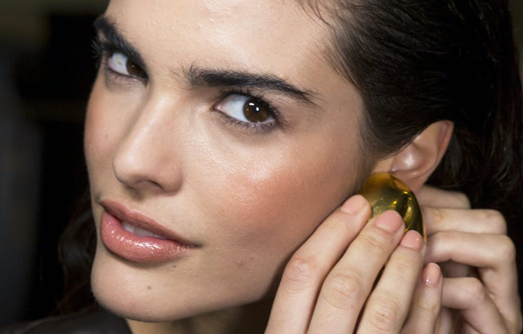 Sunde negle | 10 tips til sunde negle | woman.dk