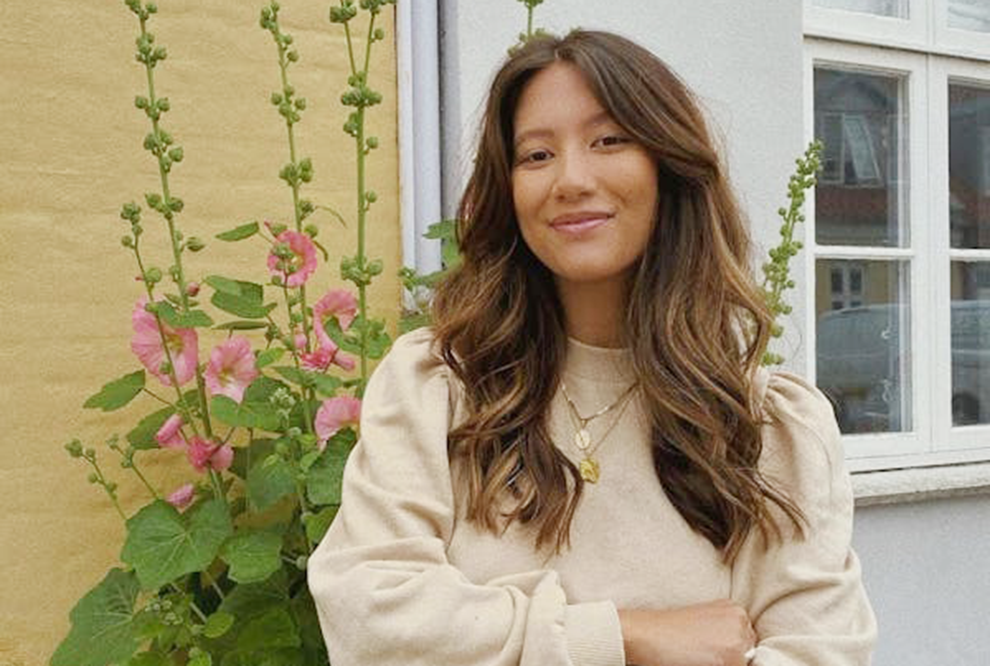 Spisebord fra Jysk med skulpturelle ben | woman.dk