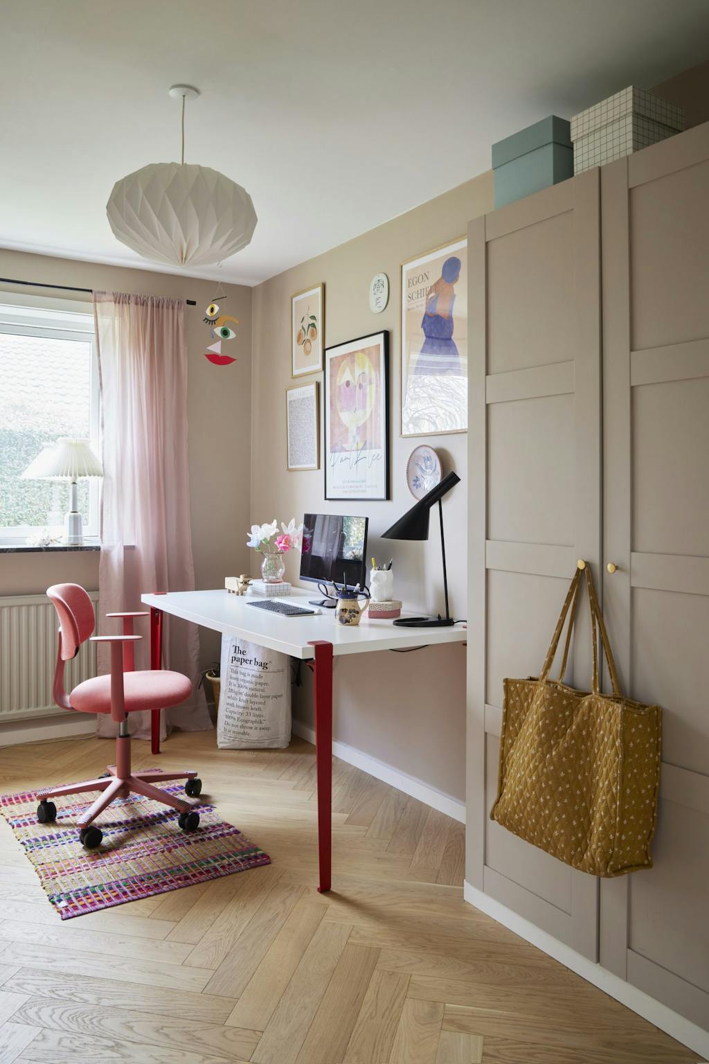 Mette har indrettet familiens hjem med kreativt genbrug: "Når jeg kigger rundt i mit hjem, kan ...