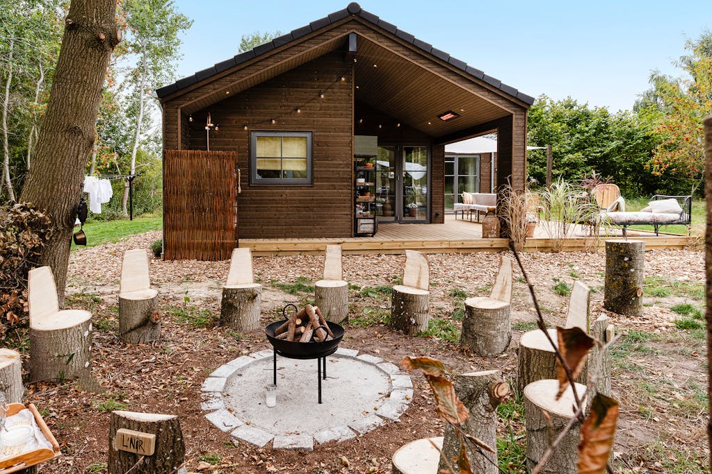 Kom med indenfor i Mathilde og Belindas "Sommerdrøm" | woman.dk